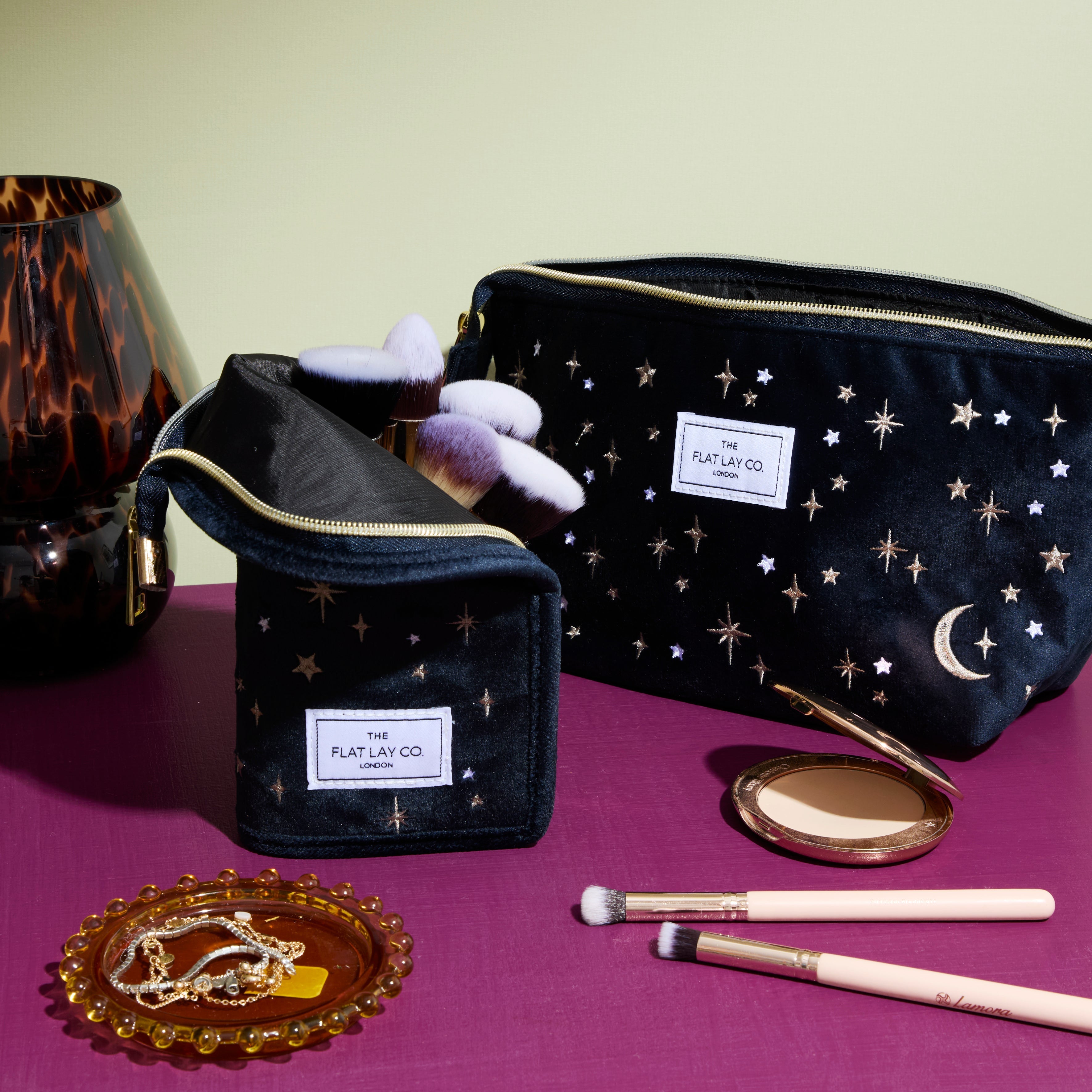 All Makeup Bags & Cases – The Flat Lay Co USA